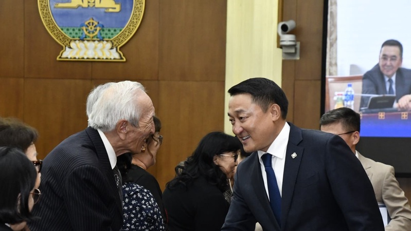 Chairman of the State Great Hural (Parliament) D.Amarbayasgalan Honors ...