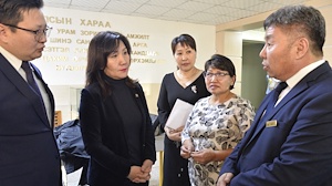 Өргөдлийн байнгын хорооноос Агаарын бохирдлыг бууруулах чиглэлээр нэн ...