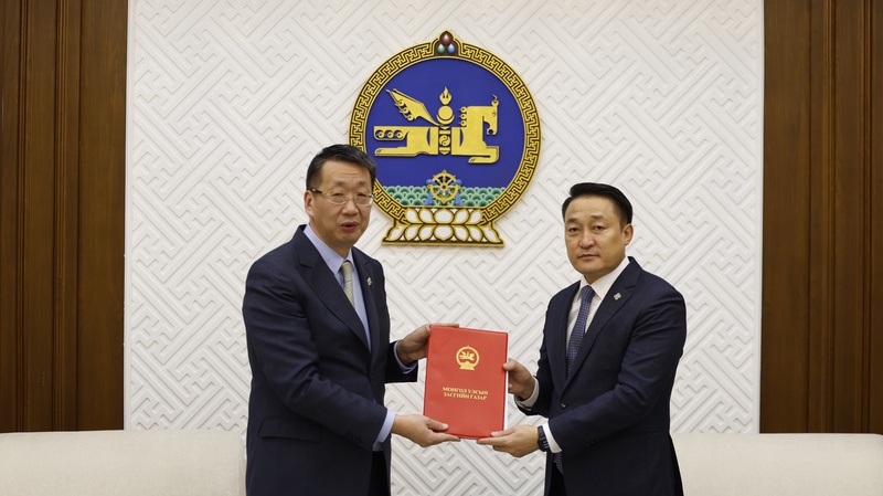 Ажиллах хүчний шилжилт хөдөлгөөний тухай хуульд нэмэлт өөрчлөлт оруулах тухай хуулийн төслийг